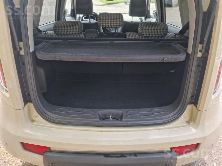 Balts Kia Soul 2010 Rīga, ar dzinēja tilpumu 1.60 L un nobraukumu 235 tūkst. km par 3950 €, foto 10 vietnē AUTOMOTO.COM.LV