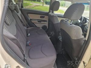 Balts Kia Soul 2010 Rīga, ar dzinēja tilpumu 1.60 L un nobraukumu 235 tūkst. km par 3950 €, foto 12 vietnē AUTOMOTO.COM.LV