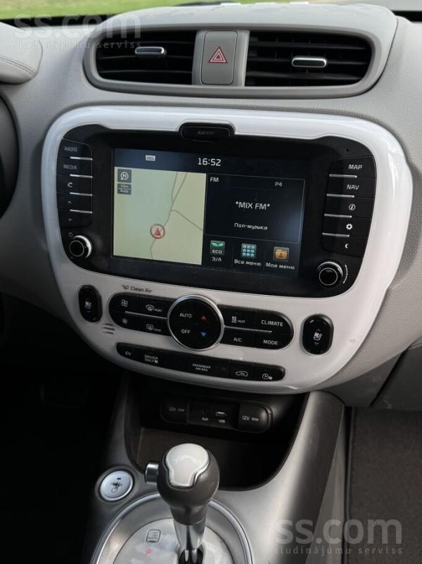 Balts Kia Soul 2015 Rīga, ar dzinēja tilpumu 0.00 L un nobraukumu 159 tūkst. km par 5700 €, foto 8 vietnē AUTOMOTO.COM.LV