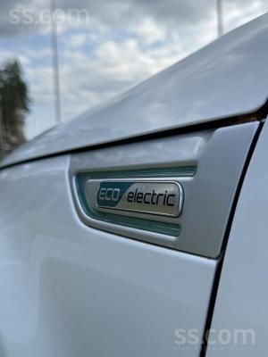Balts Kia Soul 2015 Rīga, ar dzinēja tilpumu 0.00 L un nobraukumu 159 tūkst. km par 5700 €, foto 13 vietnē AUTOMOTO.COM.LV