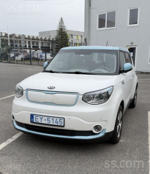 Balts Kia Soul 2015 Rīga, ar dzinēja tilpumu 0.00 L un nobraukumu 164 tūkst. km par 5600 €, foto  vietnē AUTOMOTO.COM.LV