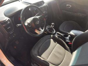 White Kia Soul 2018 in Vilkaviskis, with an engine capacity of 1.58 L and mileage of 254 thousand km for 6399 €, photo 11 on AUTOMOTO.COM.LV