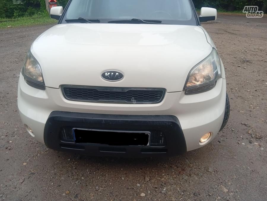 Balts Kia Soul 2011 Kauņa, ar dzinēja tilpumu 1.60 L un nobraukumu 285 tūkst. km par 1999 €, foto 4 vietnē AUTOMOTO.COM.LV