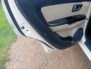 Balts Kia Soul 2011 Kauņa, ar dzinēja tilpumu 1.60 L un nobraukumu 285 tūkst. km par 1999 €, foto 14 vietnē AUTOMOTO.COM.LV