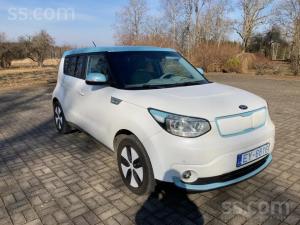 Balts Kia Soul 2017 Kuldīga, ar dzinēja tilpumu 1.60 L un nobraukumu 0 tūkst. km par 11000 €, foto  vietnē AUTOMOTO.COM.LV