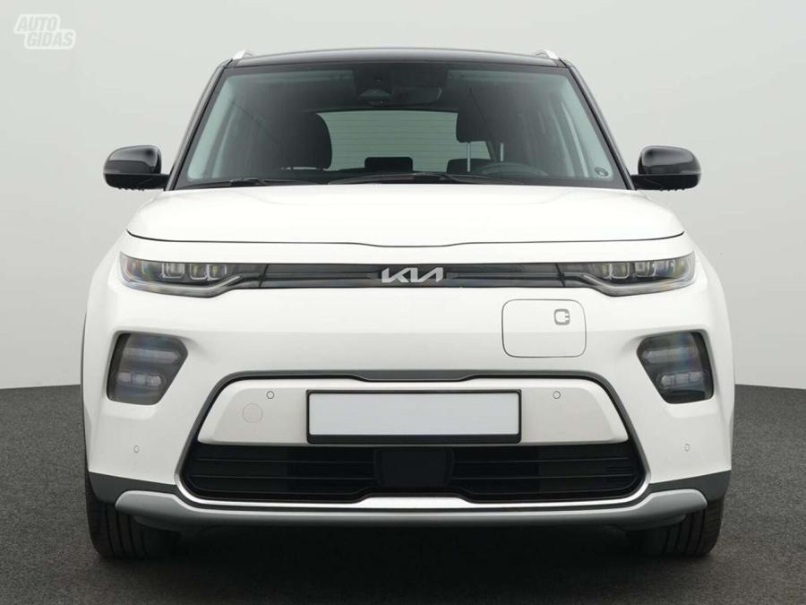 White Kia Soul 2024 in Kaunas, with an engine capacity of 0.00 L and mileage of 20 thousand km for 29589 €, photo 4 on AUTOMOTO.COM.LV