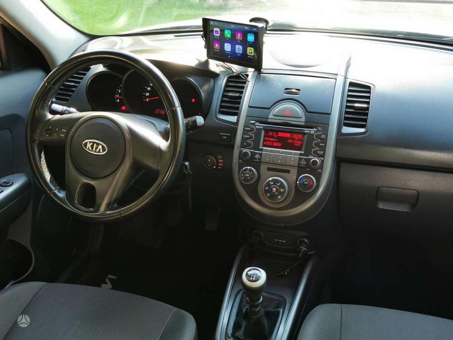Yellow Kia Soul 2010 in Siauliai, with an engine capacity of 1.60 L and mileage of 280 thousand km for 1999 €, photo 13 on AUTOMOTO.COM.LV