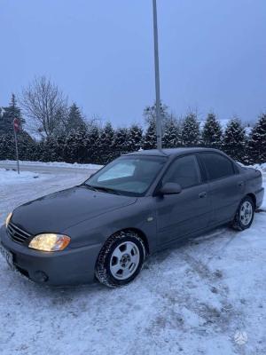 Grey Kia Spectra 2003 in Kaunas, with an engine capacity of 1.79 L and mileage of 187 thousand km for 1400 €, photo  on AUTOMOTO.COM.LV