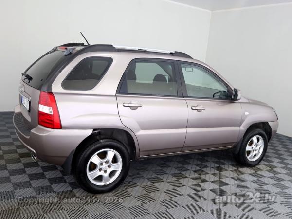 Бежевый Киа Sportage 2007 в Таллин, объемом двигателя 2.00 л и пробегом 210 тыс. км за 1999 €, фото 3 на AUTOMOTO.COM.LV
