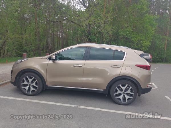 Smilšu krāsa Kia Sportage 2016 Tallina, ar dzinēja tilpumu 2.00 L un nobraukumu 179 tūkst. km par 14000 €, foto 1 vietnē AUTOMOTO.COM.LV