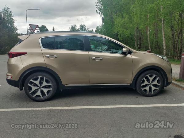 Smilšu krāsa Kia Sportage 2016 Tallina, ar dzinēja tilpumu 2.00 L un nobraukumu 179 tūkst. km par 14000 €, foto 3 vietnē AUTOMOTO.COM.LV