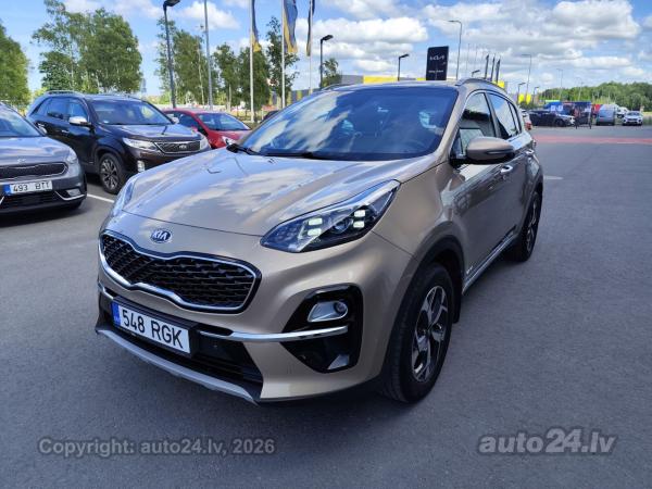 Beige Kia Sportage 2020 in Tallinn, with an engine capacity of 1.60 L and mileage of 135 thousand km for 15500 €, photo 2 on AUTOMOTO.COM.LV