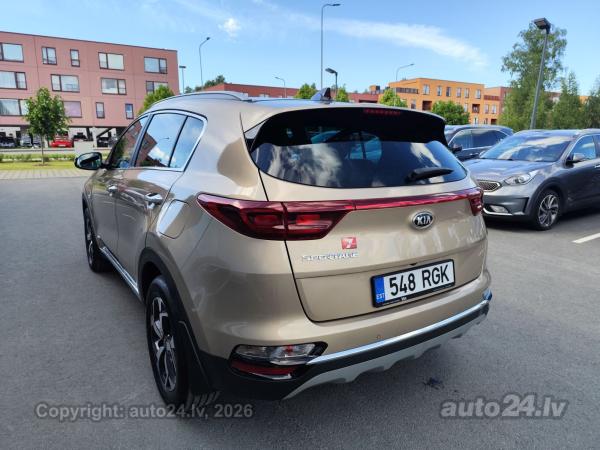 Beige Kia Sportage 2020 in Tallinn, with an engine capacity of 1.60 L and mileage of 135 thousand km for 15500 €, photo 3 on AUTOMOTO.COM.LV