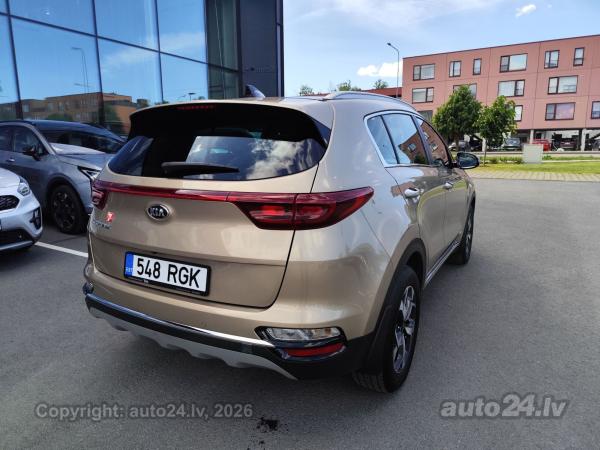 Beige Kia Sportage 2020 in Tallinn, with an engine capacity of 1.60 L and mileage of 135 thousand km for 15500 €, photo 4 on AUTOMOTO.COM.LV