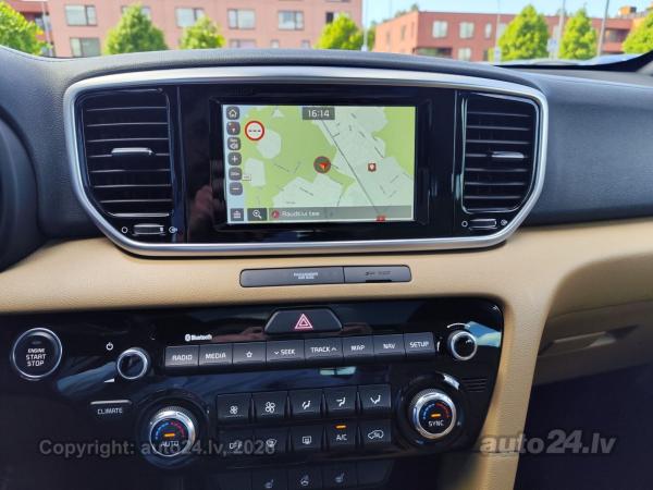 Beige Kia Sportage 2020 in Tallinn, with an engine capacity of 1.60 L and mileage of 135 thousand km for 15500 €, photo 9 on AUTOMOTO.COM.LV