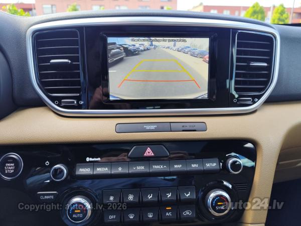 Beige Kia Sportage 2020 in Tallinn, with an engine capacity of 1.60 L and mileage of 135 thousand km for 15500 €, photo 10 on AUTOMOTO.COM.LV