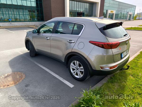 Smilšu krāsa Kia Sportage 2016 Tallina, ar dzinēja tilpumu 1.60 L un nobraukumu 95 tūkst. km par 11900 €, foto 3 vietnē AUTOMOTO.COM.LV