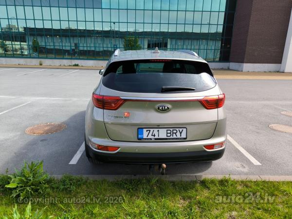 Smilšu krāsa Kia Sportage 2016 Tallina, ar dzinēja tilpumu 1.60 L un nobraukumu 95 tūkst. km par 11900 €, foto 4 vietnē AUTOMOTO.COM.LV