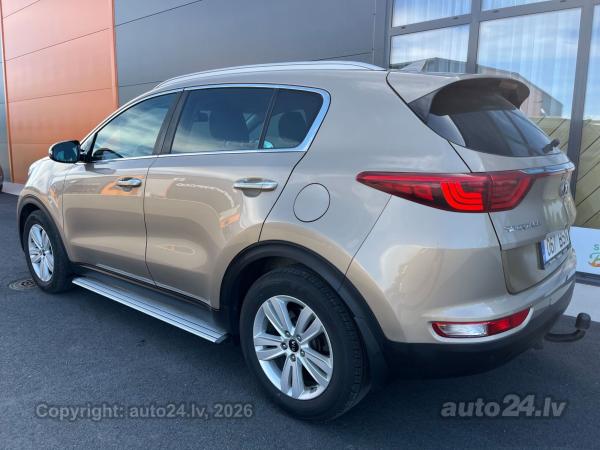 Бежевый Киа Sportage 2017 в Курессааре, объемом двигателя 1.70 л и пробегом 153 тыс. км за 11390 €, фото 4 на AUTOMOTO.COM.LV