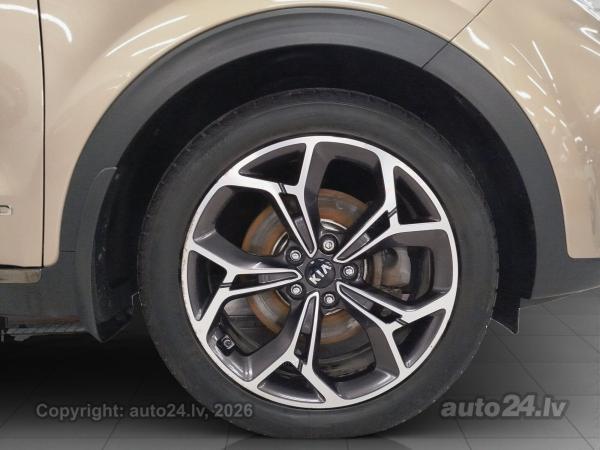 Smilšu krāsa Kia Sportage 2018 Tallina, ar dzinēja tilpumu 1.60 L un nobraukumu 104 tūkst. km par 15990 €, foto 8 vietnē AUTOMOTO.COM.LV