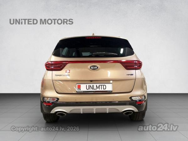Smilšu krāsa Kia Sportage 2018 Tallina, ar dzinēja tilpumu 1.60 L un nobraukumu 104 tūkst. km par 15990 €, foto 10 vietnē AUTOMOTO.COM.LV
