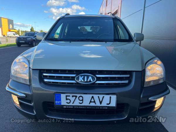 Smilšu krāsa Kia Sportage 2005 Kuresāre, ar dzinēja tilpumu 2.70 L un nobraukumu 113 tūkst. km par 2990 €, foto 3 vietnē AUTOMOTO.COM.LV