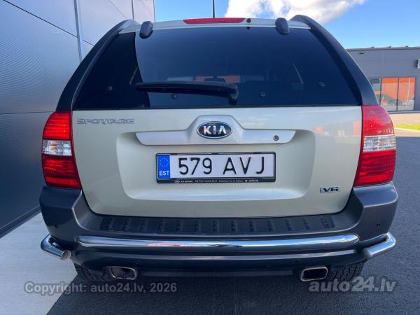 Smilšu krāsa Kia Sportage 2005 Kuresāre, ar dzinēja tilpumu 2.70 L un nobraukumu 113 tūkst. km par 2990 €, foto 6 vietnē AUTOMOTO.COM.LV