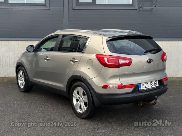 Бежевый Киа Sportage 2012 в Тарту, объемом двигателя 2.00 л и пробегом 290 тыс. км за 4900 €, фото 4 на AUTOMOTO.COM.LV