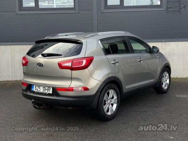 Бежевый Киа Sportage 2012 в Тарту, объемом двигателя 2.00 л и пробегом 290 тыс. км за 4900 €, фото 6 на AUTOMOTO.COM.LV