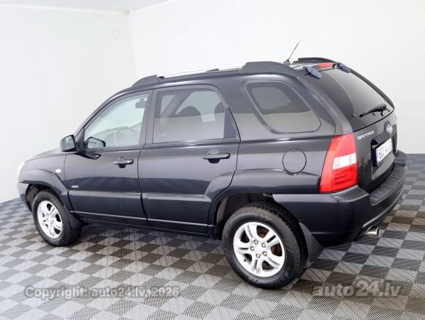 Черный Киа Sportage 2005 в Таллин, объемом двигателя 2.70 л и пробегом 157 тыс. км за 2499 €, фото 4 на AUTOMOTO.COM.LV