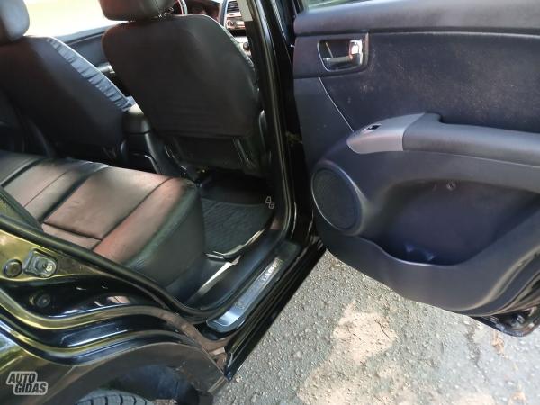 Melns Kia Sportage 2005 Telšiai, ar dzinēja tilpumu 2.70 L un nobraukumu 269 tūkst. km par 1650 €, foto 8 vietnē AUTOMOTO.COM.LV