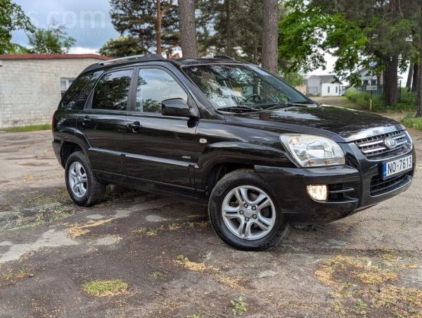 Black Kia Sportage 2006 in Riga, with an engine capacity of 2.00 L and mileage of 0 thousand km for 6750 €, photo 2 on AUTOMOTO.COM.LV