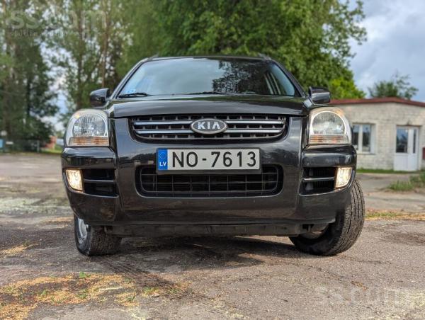 Black Kia Sportage 2006 in Riga, with an engine capacity of 2.00 L and mileage of 0 thousand km for 6750 €, photo 3 on AUTOMOTO.COM.LV