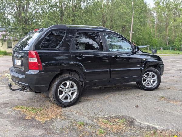 Black Kia Sportage 2006 in Riga, with an engine capacity of 2.00 L and mileage of 0 thousand km for 6750 €, photo 6 on AUTOMOTO.COM.LV
