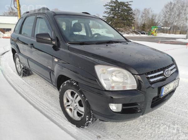 Черный Киа Sportage 2006 в Бауска, объемом двигателя 2.00 л и пробегом 246 тыс. км за 2600 €, фото 2 на AUTOMOTO.COM.LV