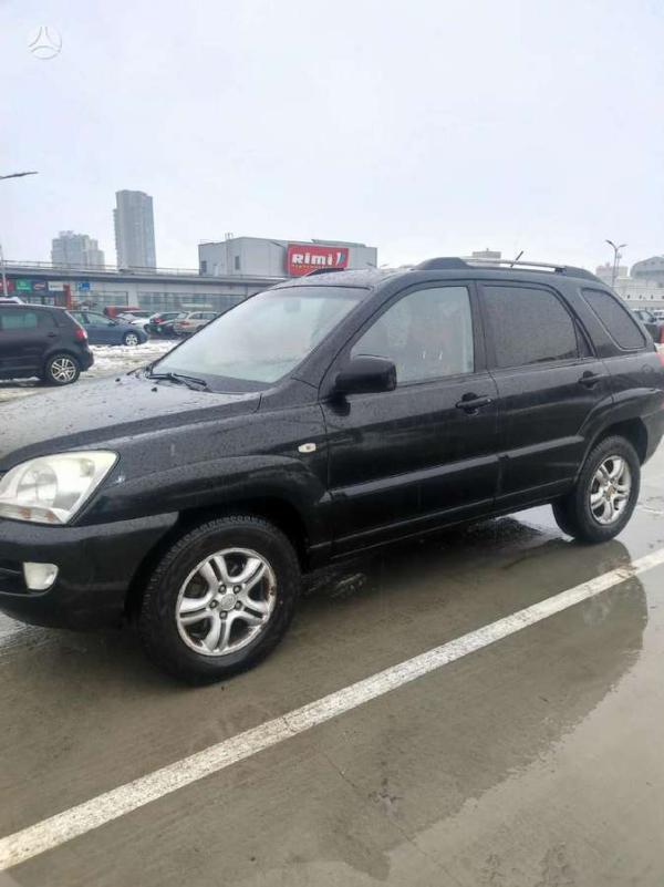 Melns Kia Sportage 2007 Viļņa, ar dzinēja tilpumu 1.98 L un nobraukumu 283 tūkst. km par 2800 €, foto 1 vietnē AUTOMOTO.COM.LV