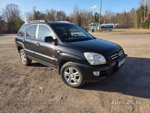Black Kia Sportage 2007 in Elva, with an engine capacity of 2.00 L and mileage of 401 thousand km for 2600 €, photo 1 on AUTOMOTO.COM.LV