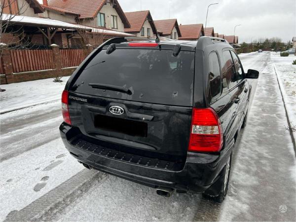 Melns Kia Sportage 2008 Klaipėda, ar dzinēja tilpumu 2.00 L un nobraukumu 240 tūkst. km par 1650 €, foto 4 vietnē AUTOMOTO.COM.LV
