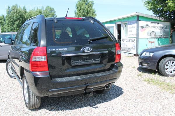 Melns Kia Sportage 2009 Daugavpils, ar dzinēja tilpumu 2.00 L un nobraukumu 221 tūkst. km par 3890 €, foto 5 vietnē AUTOMOTO.COM.LV
