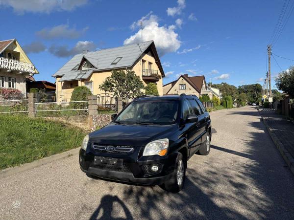 Black Kia Sportage 2009 in Jurbarkas, with an engine capacity of 1.99 L and mileage of 232 thousand km for 3200 €, photo 3 on AUTOMOTO.COM.LV