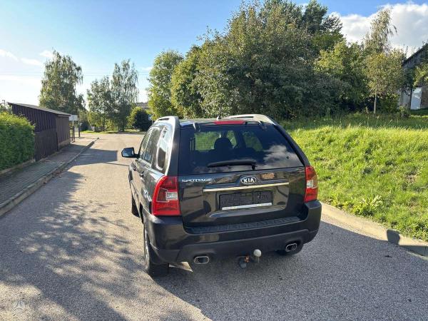 Melns Kia Sportage 2009 Jurbarkas, ar dzinēja tilpumu 1.99 L un nobraukumu 232 tūkst. km par 3100 €, foto 8 vietnē AUTOMOTO.COM.LV