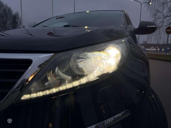 Melns Kia Sportage 2011 Tauragė, ar dzinēja tilpumu 2.00 L un nobraukumu 216 tūkst. km par 6499 €, foto 6 vietnē AUTOMOTO.COM.LV