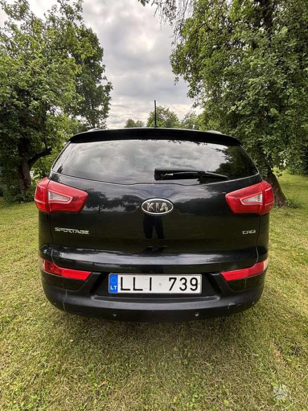 Черный Киа Sportage 2011 в Вильнюс, объемом двигателя 2.00 л и пробегом 287 тыс. км за 7300 €, фото 5 на AUTOMOTO.COM.LV
