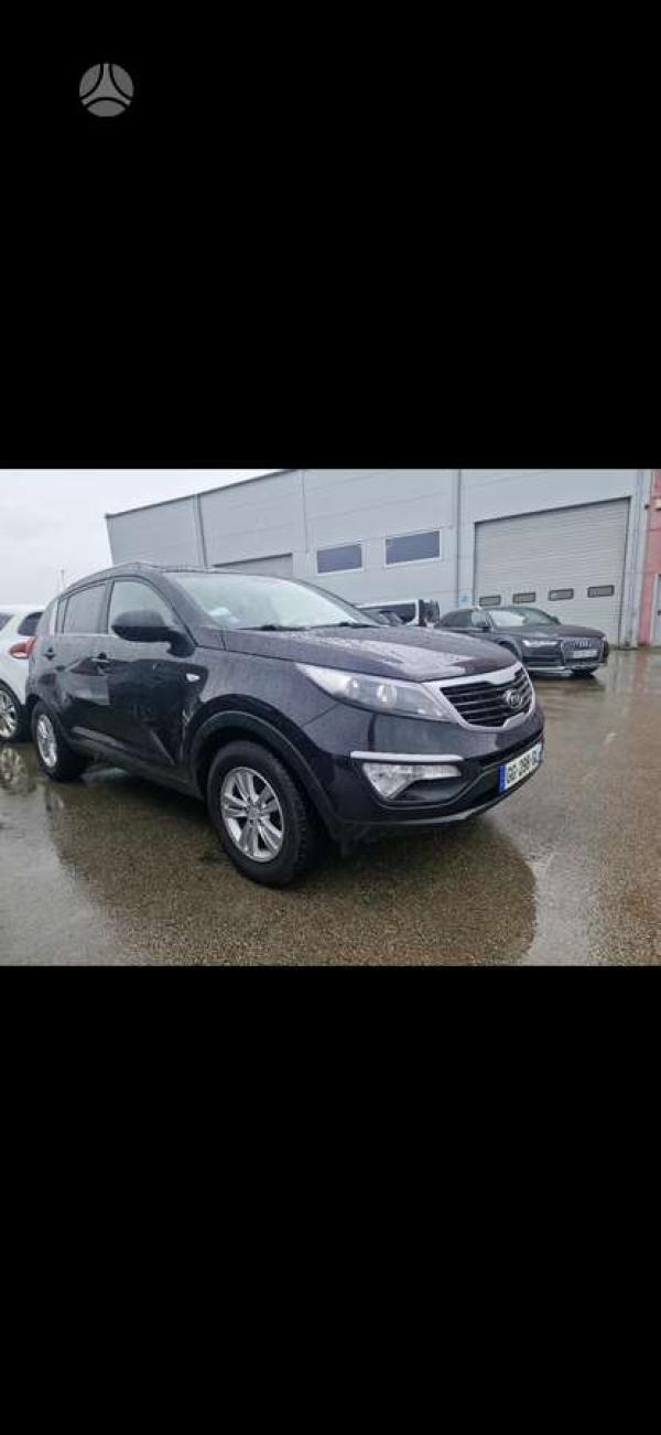 Черный Киа Sportage 2011 в Таураге, объемом двигателя 1.59 л и пробегом 150 тыс. км за 5300 €, фото 1 на AUTOMOTO.COM.LV