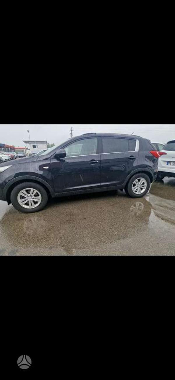 Черный Киа Sportage 2011 в Таураге, объемом двигателя 1.59 л и пробегом 150 тыс. км за 5300 €, фото 3 на AUTOMOTO.COM.LV