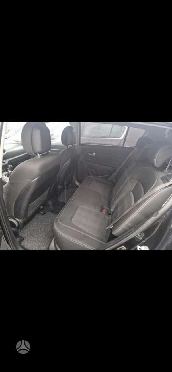 Черный Киа Sportage 2011 в Таураге, объемом двигателя 1.59 л и пробегом 150 тыс. км за 5300 €, фото 9 на AUTOMOTO.COM.LV