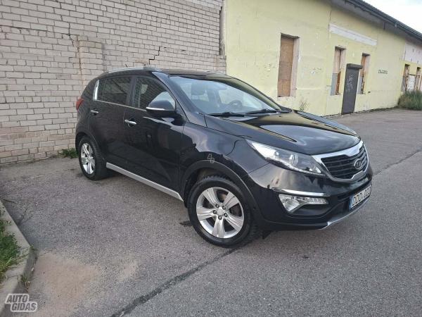 Melns Kia Sportage 2011 Varėna, ar dzinēja tilpumu 2.00 L un nobraukumu 179 tūkst. km par 6100 €, foto 2 vietnē AUTOMOTO.COM.LV