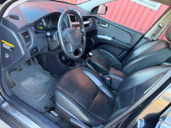 Черный Киа Sportage 2011 в Шяуляй, объемом двигателя 2.00 л и пробегом 181 тыс. км за 3990 €, фото 10 на AUTOMOTO.COM.LV