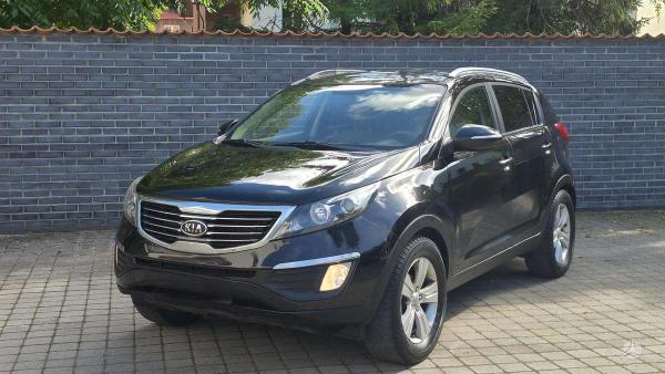 Black Kia Sportage 2011 in Klaipeda, with an engine capacity of 2.36 L and mileage of 157 thousand km for 5600 €, photo 7 on AUTOMOTO.COM.LV