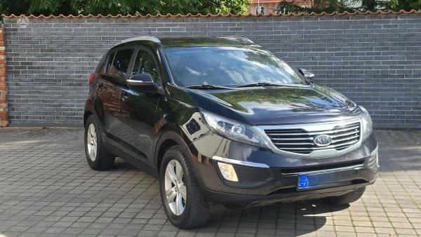 Black Kia Sportage 2011 in Klaipeda, with an engine capacity of 2.36 L and mileage of 157 thousand km for 5600 €, photo 10 on AUTOMOTO.COM.LV